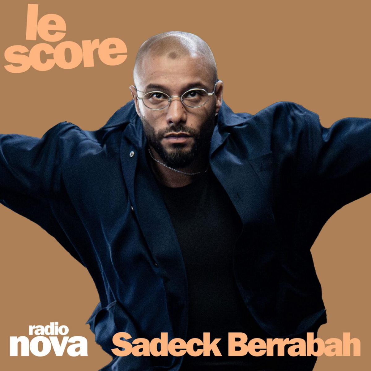 Sadeck Berrabah chorégraphie l’invisible dans "Murmuration Level 2 ...